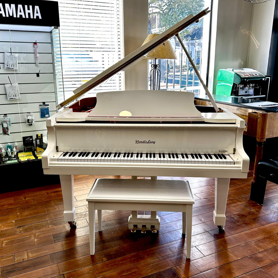 Heuer Pianos